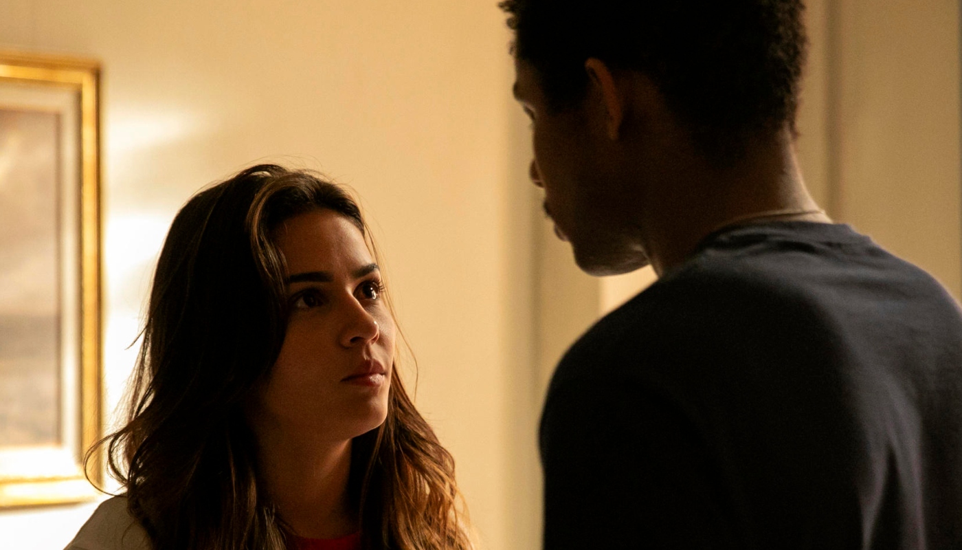 "Renascer": João Pedro ajuda Sandra com terras de Egídio