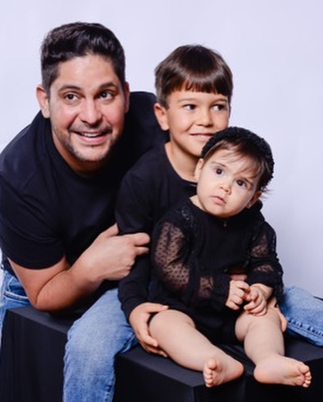 Jorge, dupla de Mateus, é casado com a ex-esposa do ex-cunhado: construíram família juntos ...